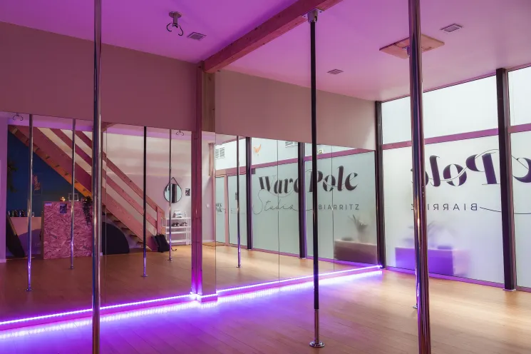 Wave Pole Studio | 64200 Biarritz | Online Buchen
