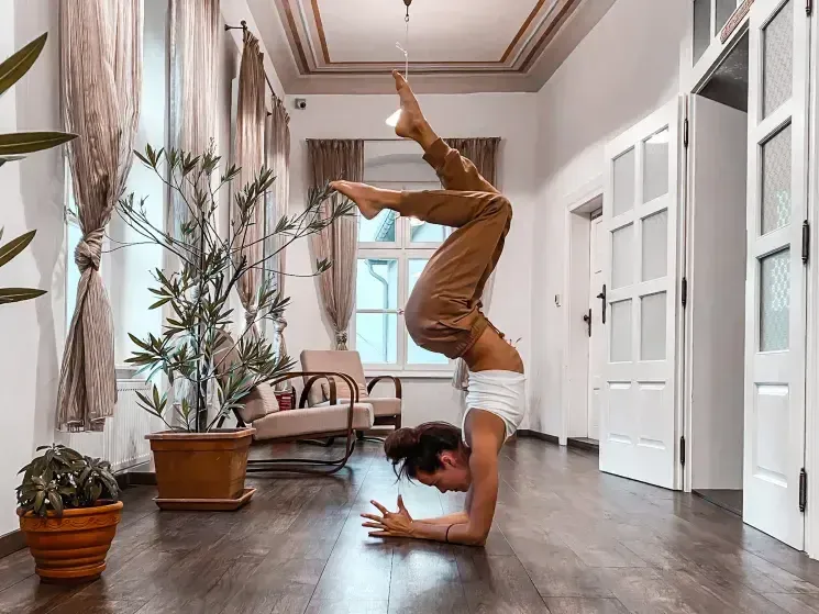 Sara Ticha | 1080 Wien | Online Buchen