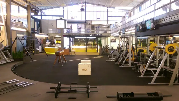 Heldenhalle by Move Factory | 70178 Stuttgart | Online Buchen